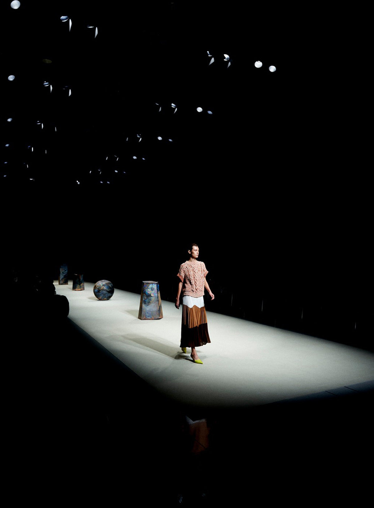 21 Spring/Summer SHOW – IHNN ONLINE SHOP